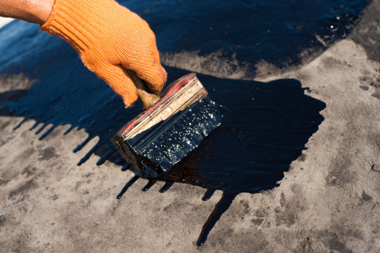 Dachdecken mit Dachpappe - So machen Sie es richtig